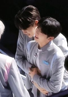 SNS - 全6話 【連載中】（凌さんの小説） | 無料スマホ夢小説ならプリ小説 byGMO